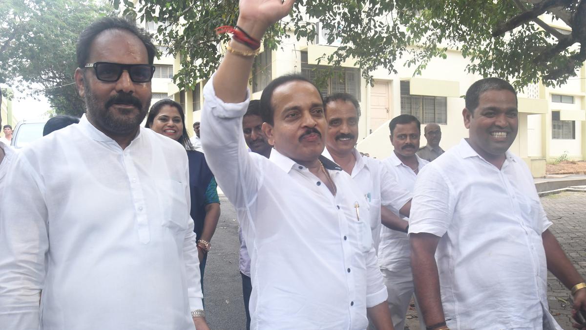 Speaker, MLA talk in Tulu in Karnataka Assembly until stopped by other members - The Hindu